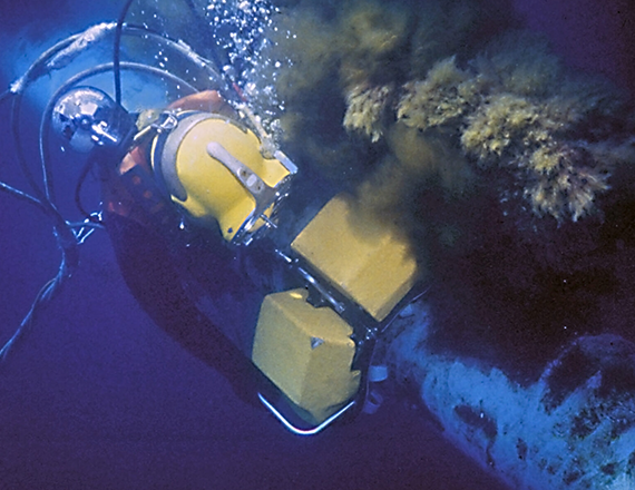 Synergy "Ultraclean" Hydraulic Underwater | Subsear Underwater Cleaning ...